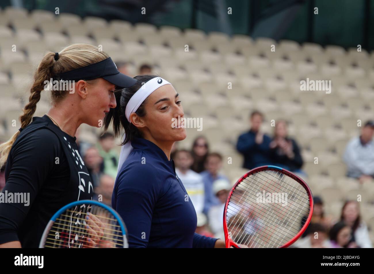 Caroline Garcia and kristina Mladenovic, court simone-mathieu, rolanf ...