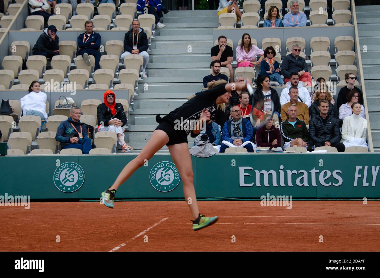 Caroline Garcia and kristina Mladenovic, court simone-mathieu, rolanf ...