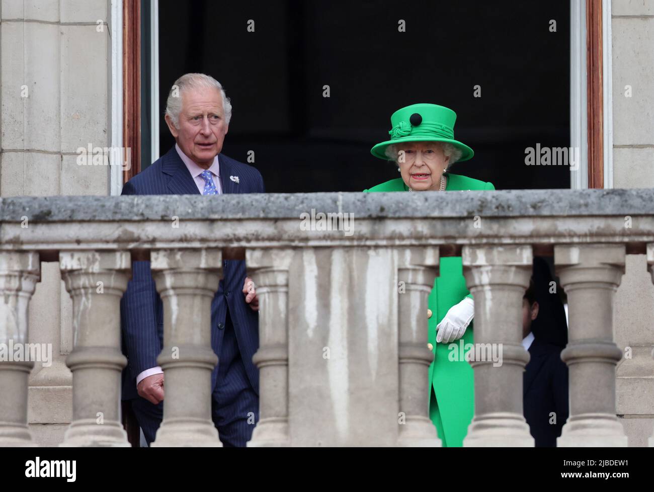 The Prince of Wales and Queen Elizabeth II appear on the balcony of ...