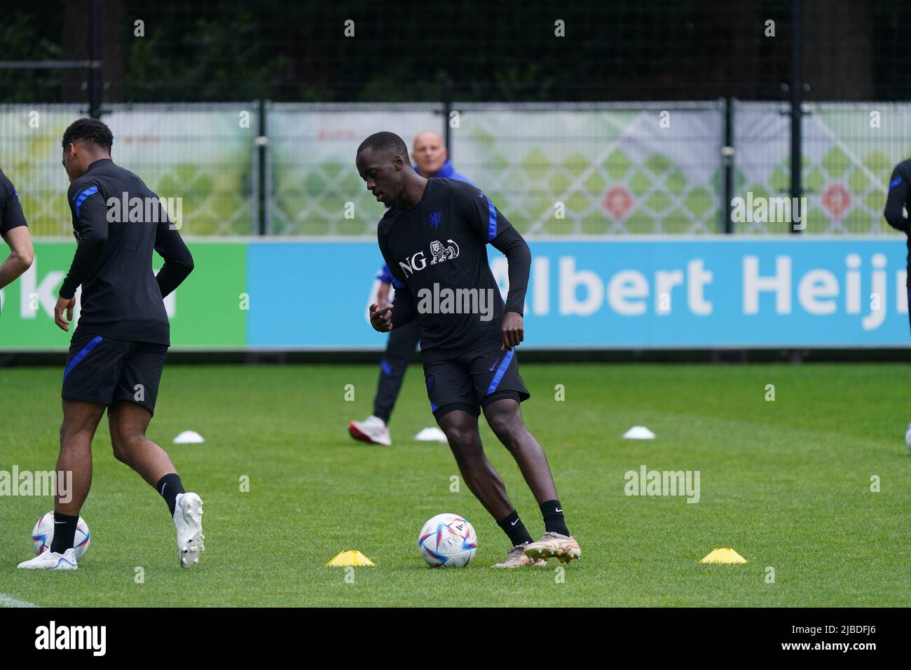 ZEIST, NETHERLANDS - JUNE 5: Jordan Teze of the Netherlands during a ...