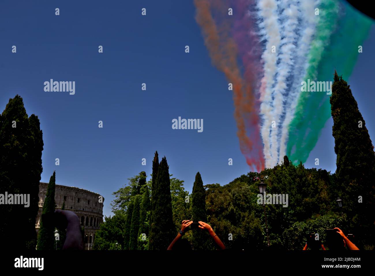The tricolor arrows, symbol of the military parade, day of the Italian ...