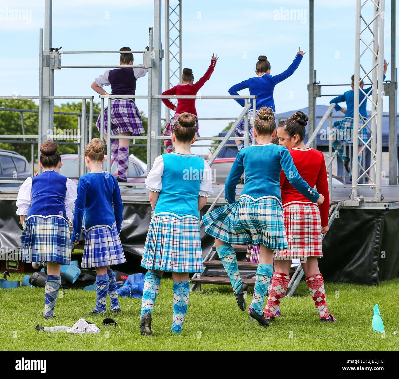 Sword in the stone bar hi-res stock photography and images - Alamy