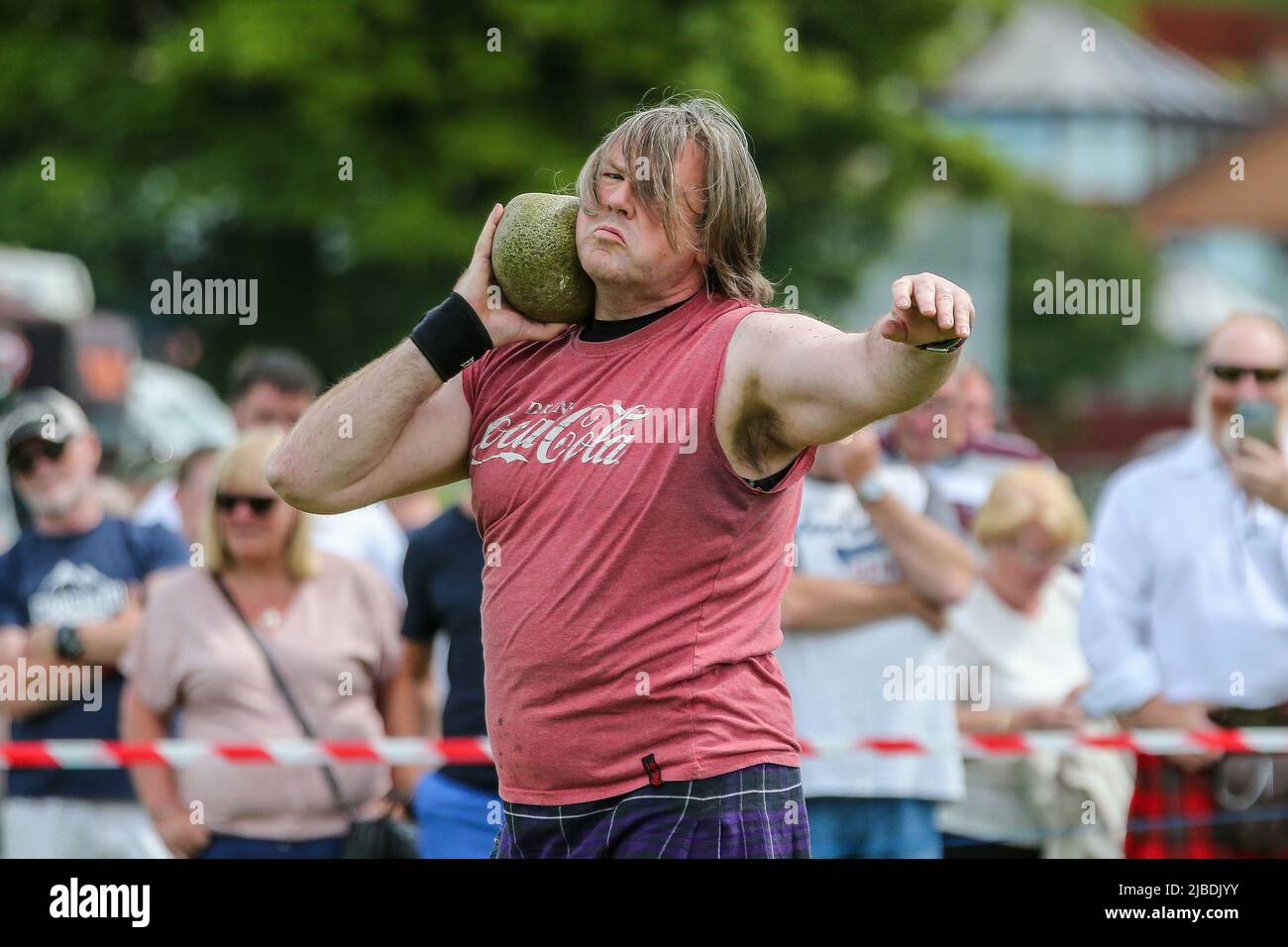 Throwing stone hi-res stock photography and images - Alamy