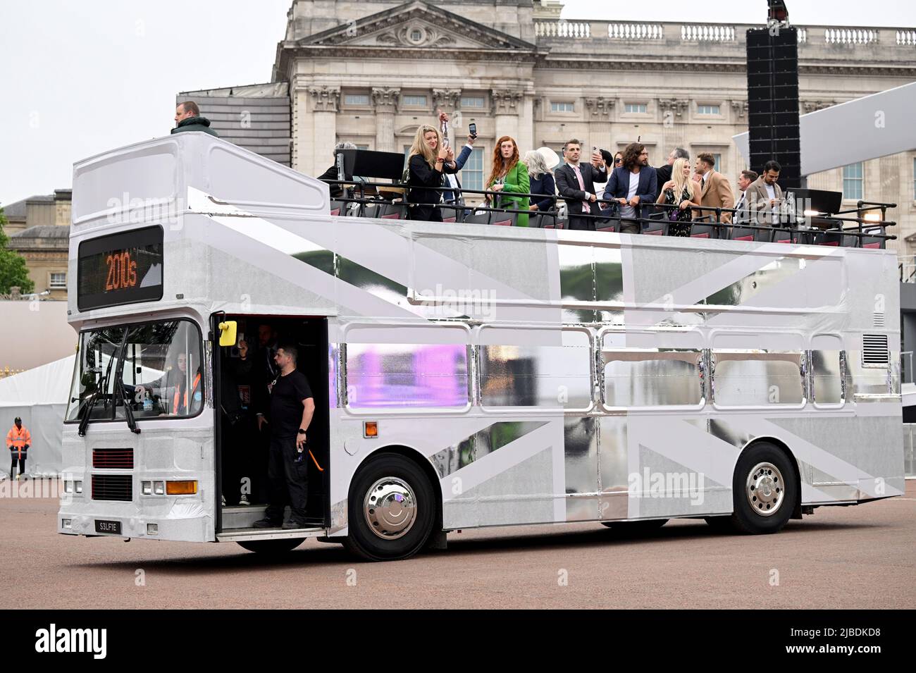 Max Whitlock and Joe Wicks during the Platinum Jubilee Pageant in front ...