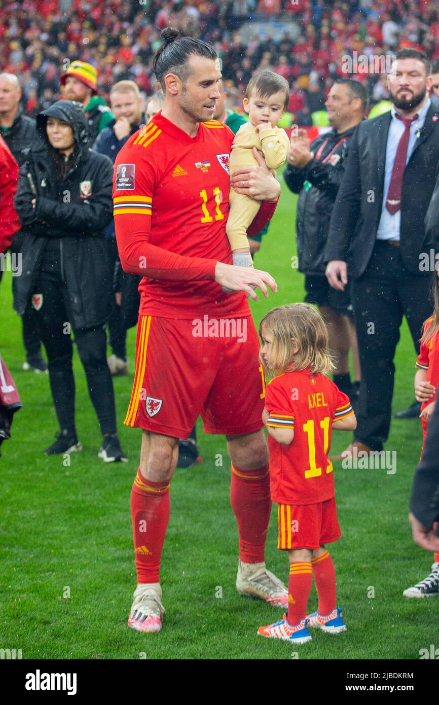 Gareth bale children hi-res stock photography and images - Alamy