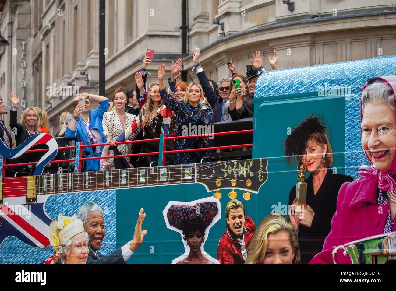 London, England, UK. 5th June, 2022. KATE MOSS is seen on a double deck ...