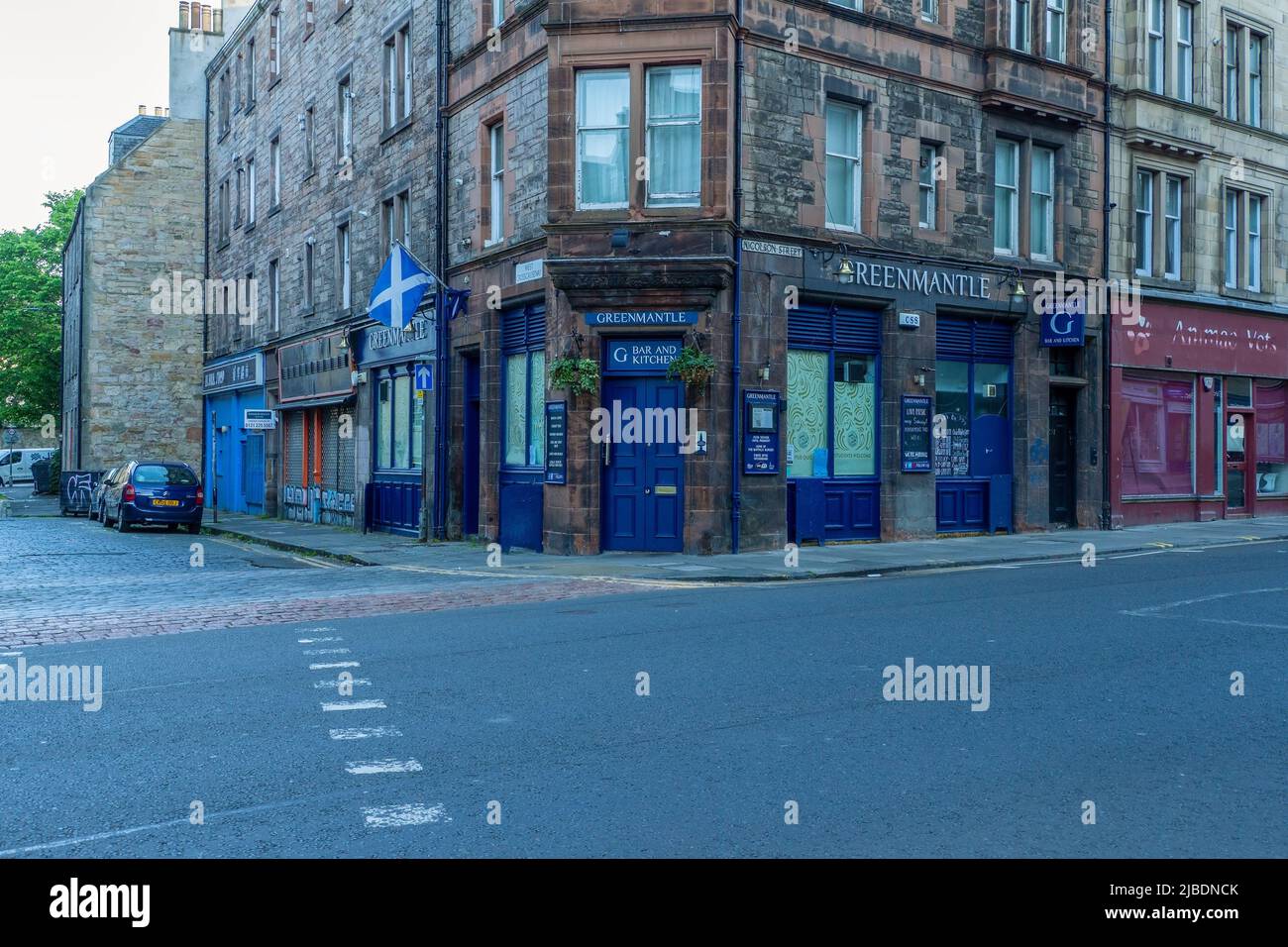 Edinburgh green city hi-res stock photography and images - Alamy
