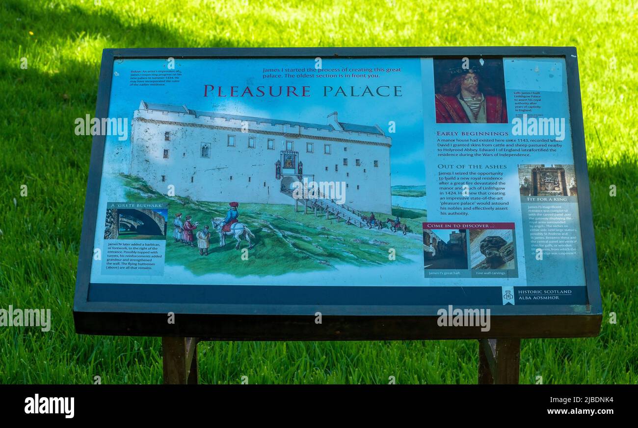 Linlithgow palace information hi-res stock photography and images - Alamy