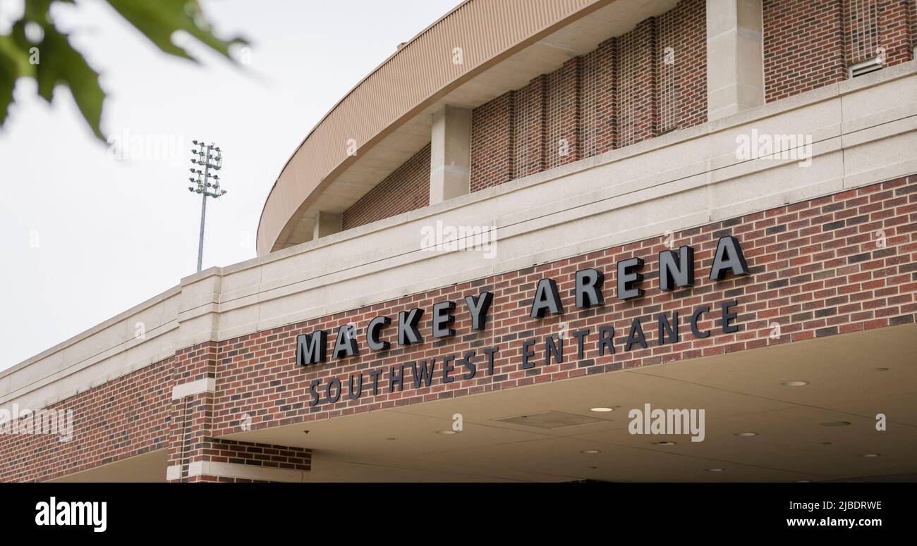 Purdue university logo hi-res stock photography and images - Alamy