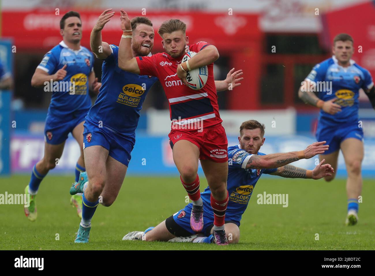 Mikey Lewis #20 of Hull KR in action during the game Stock Photo - Alamy