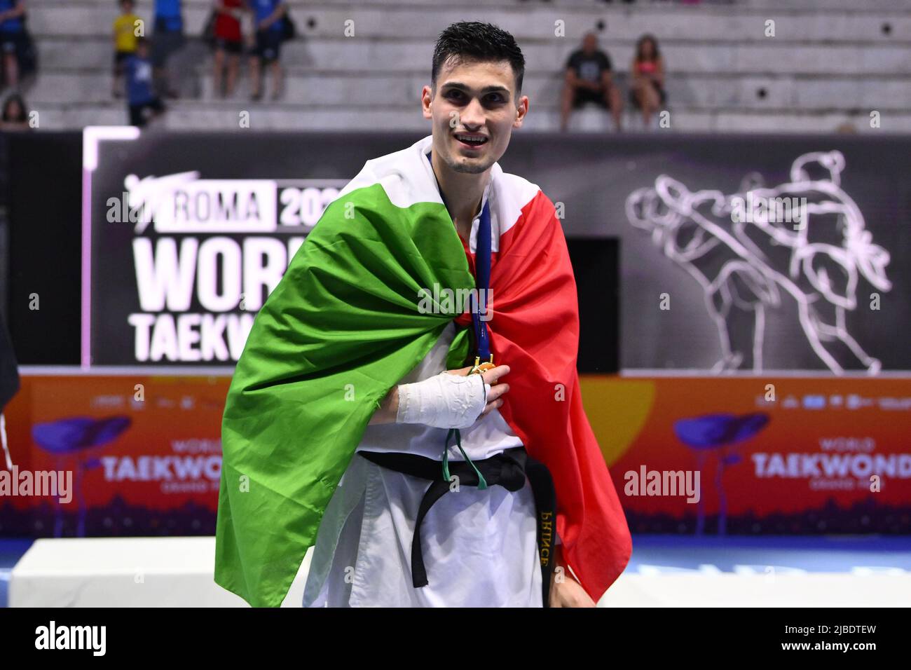 Final 80kg hi-res stock photography and images - Alamy