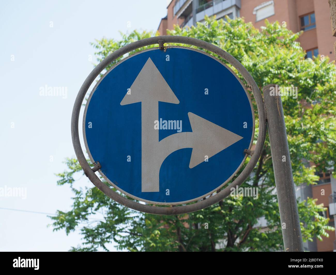 Regulatory signs, proceed in direction indicated by arrow traffic sign ...