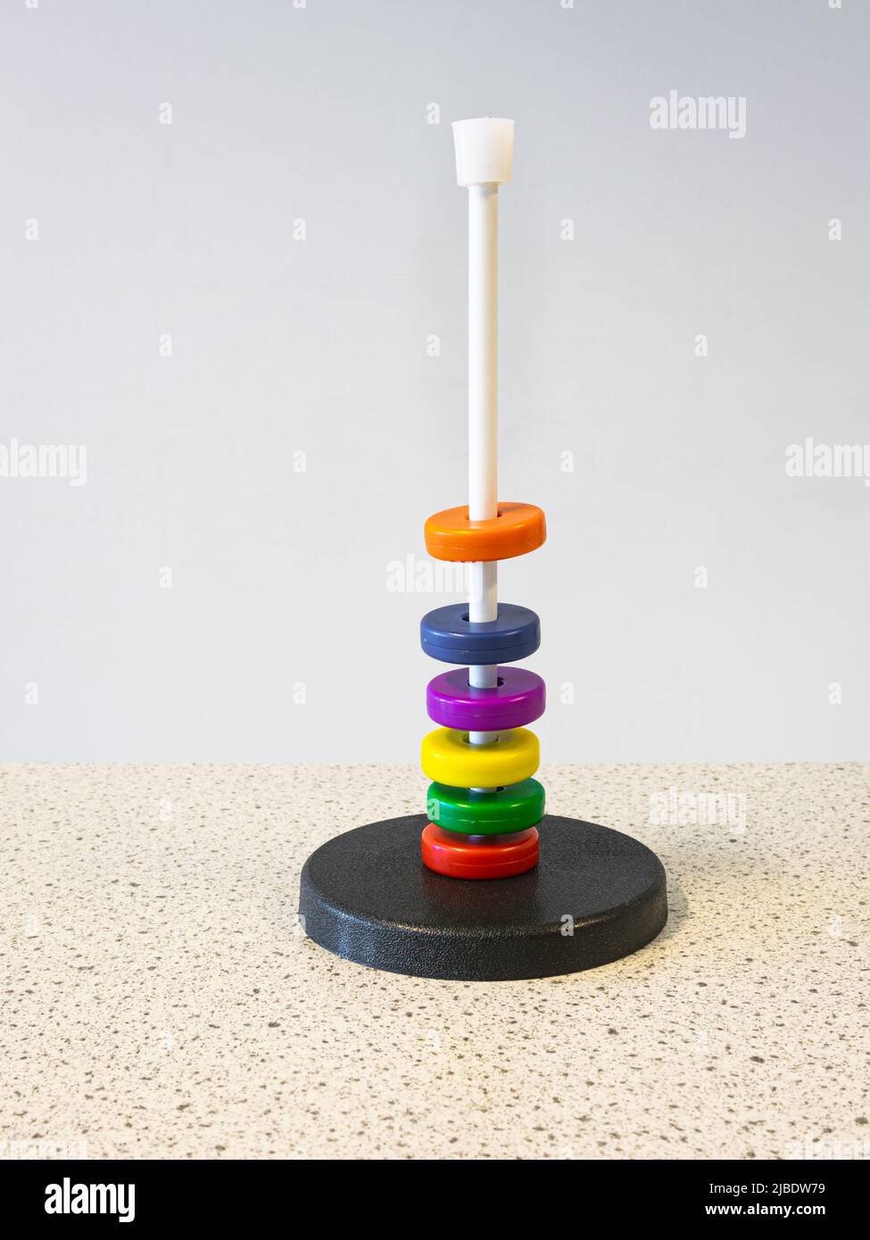 Science class experiment floating hi-res stock photography and images ...