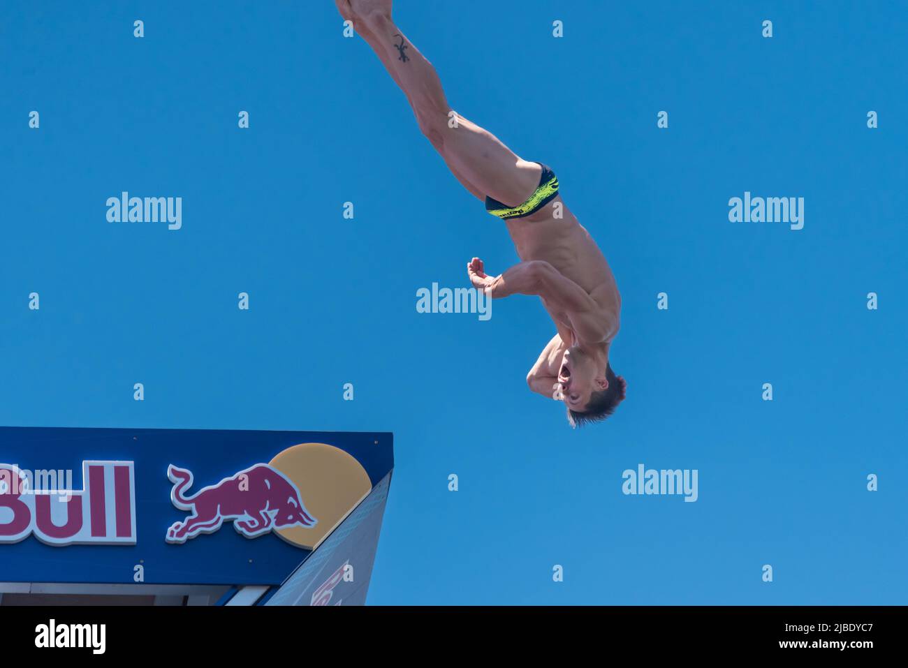 Red Bull Cliff Diving Competition World Series season opener at the ...