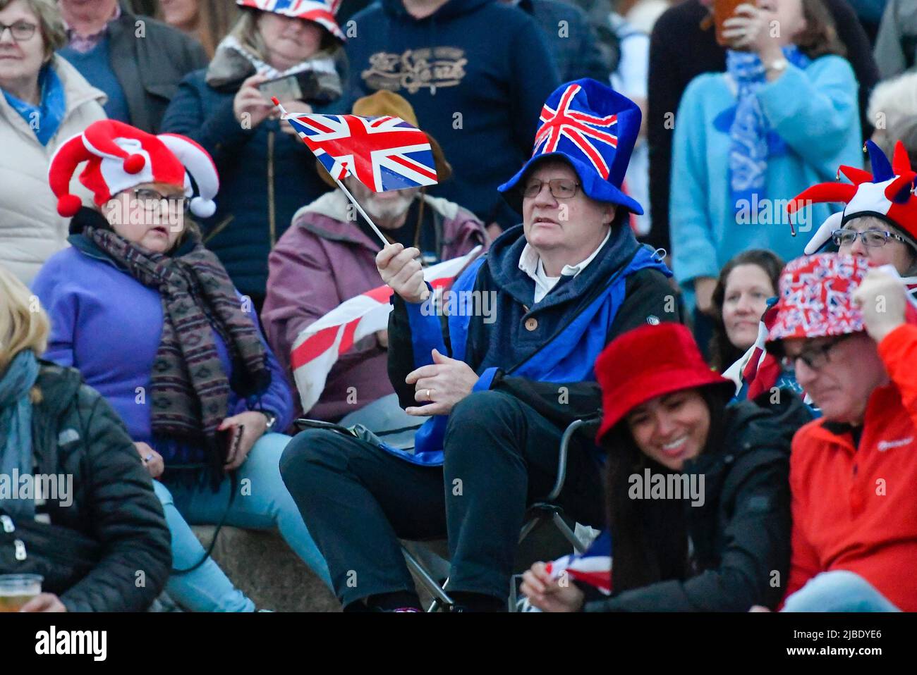 Coronation revellers hi-res stock photography and images - Alamy