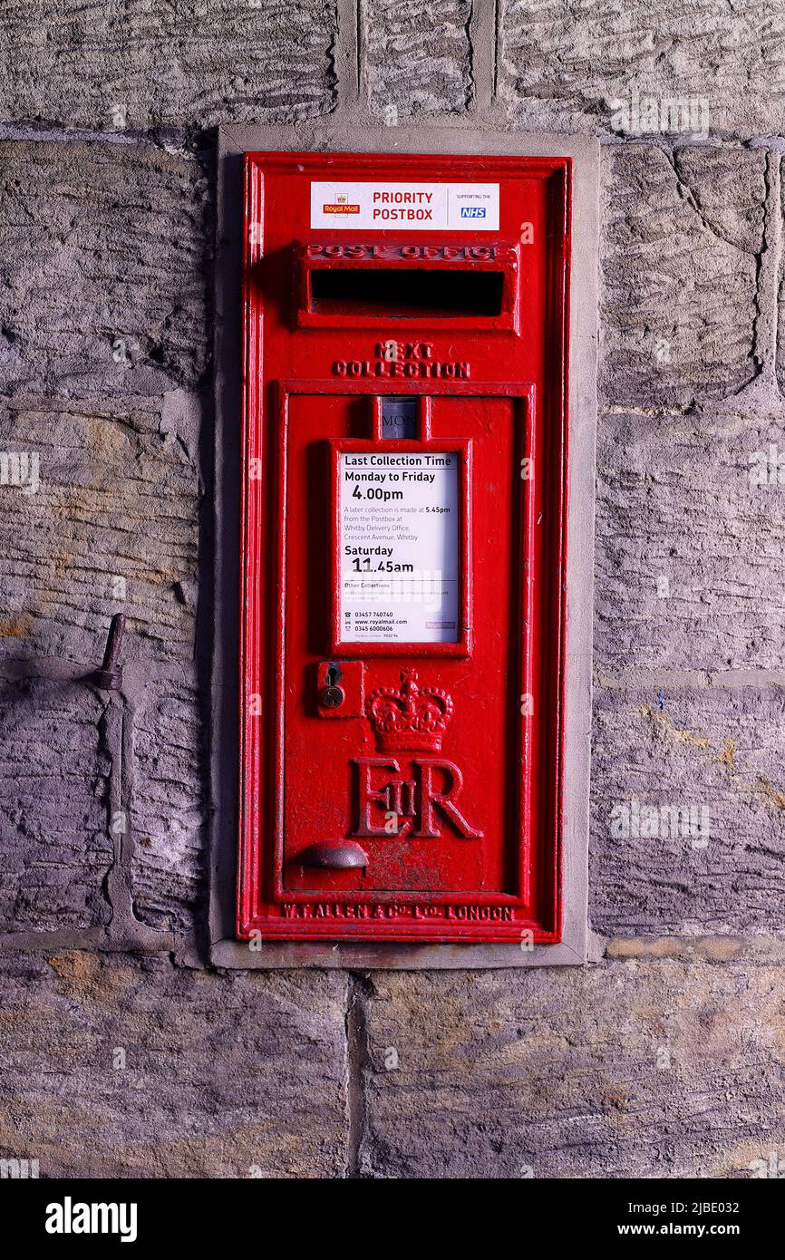 Grosmont post box hi-res stock photography and images - Alamy