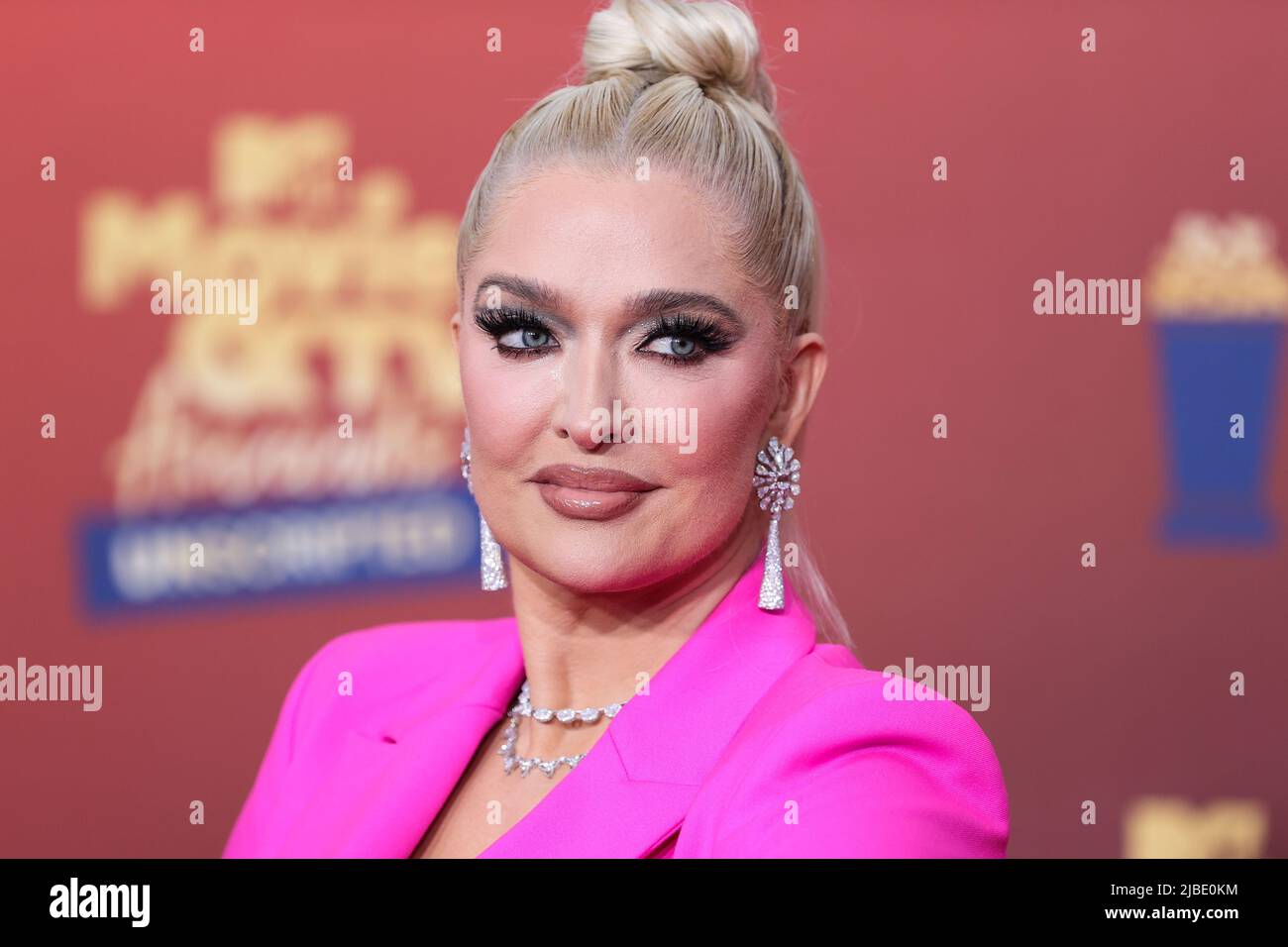SANTA MONICA, LOS ANGELES, CALIFORNIA, USA - JUNE 05: In this image ...