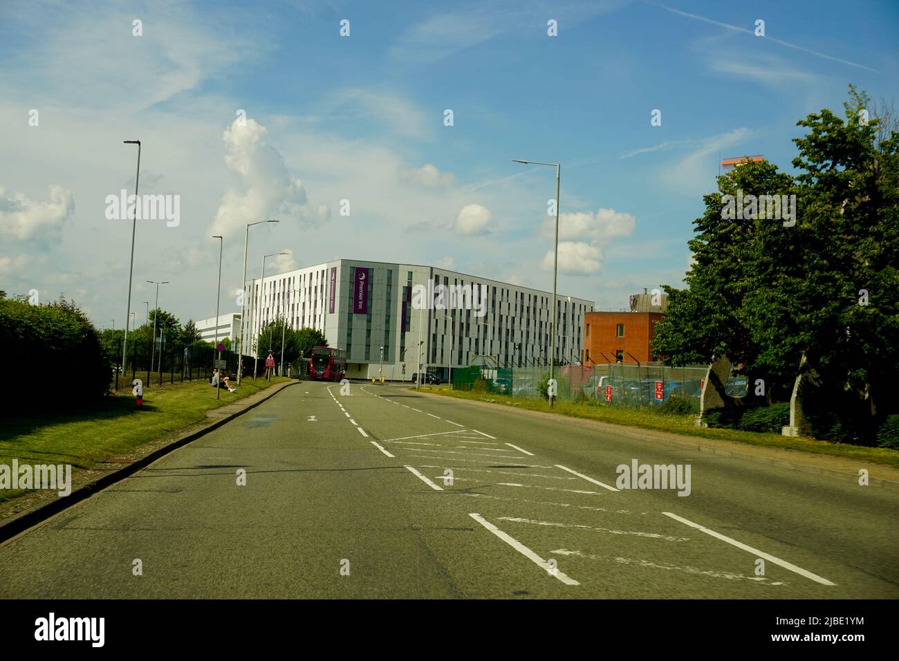 Heathrow exterior sign hi-res stock photography and images - Alamy