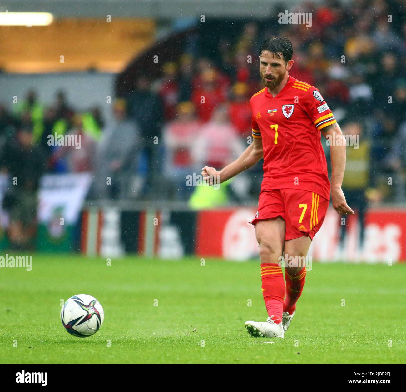 Joe allen wales 2022 world cup hi-res stock photography and images - Alamy