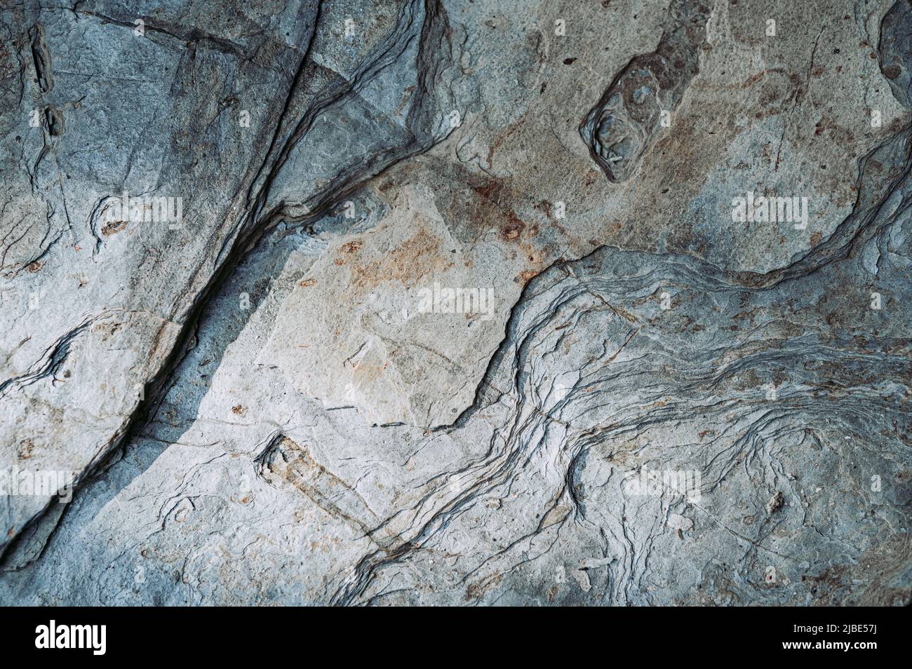 Uneven fracture hi-res stock photography and images - Alamy