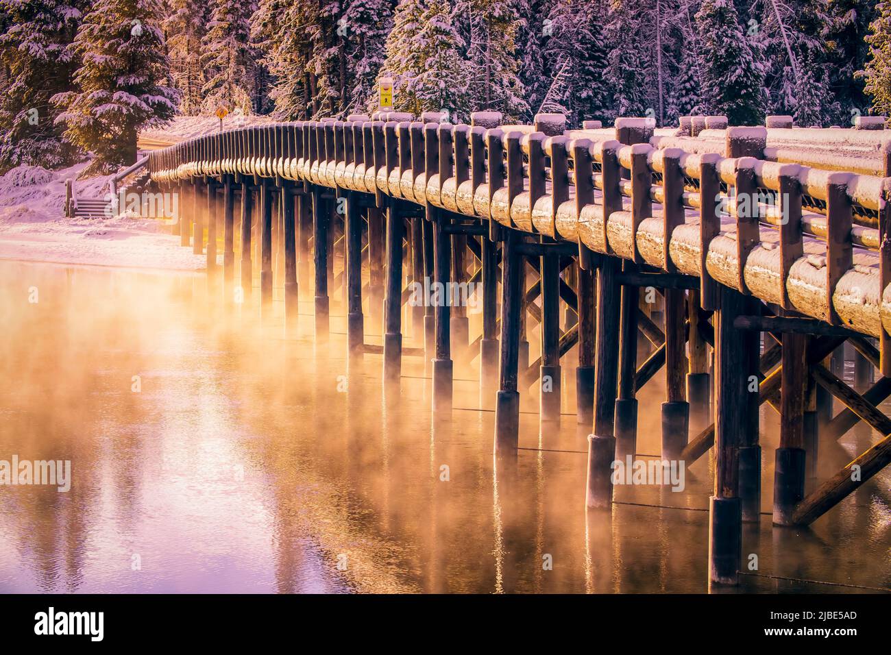 Fishing bridge yellowstone hi-res stock photography and images - Alamy