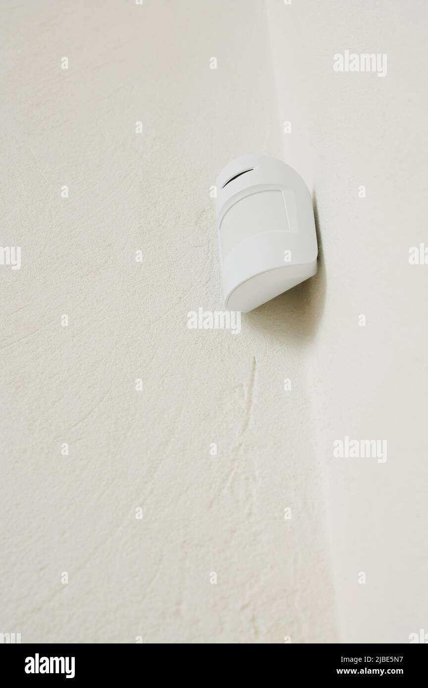 motion sensor in the interior for security, smoke alarm system smart ...