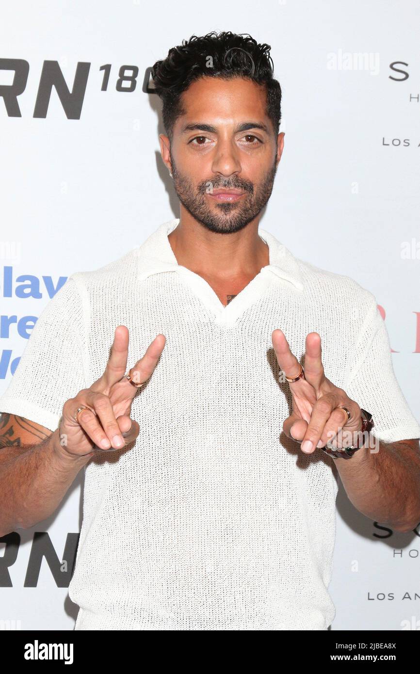 Beverly Hills, CA. 2nd June, 2022. Anthony Bless at arrivals for REGARD ...
