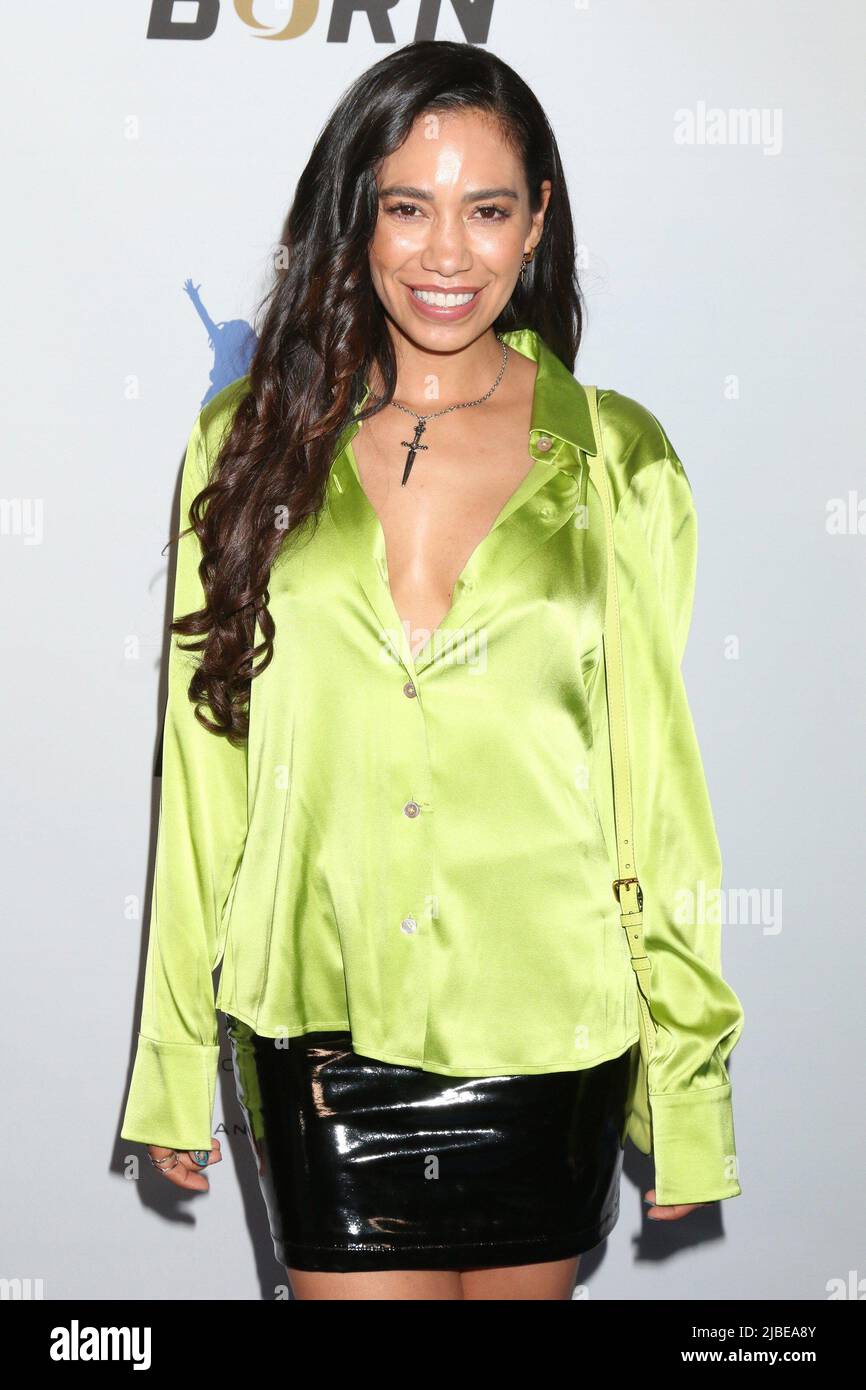 Beverly Hills, CA. 2nd June, 2022. Amy Correa Bell at arrivals for ...