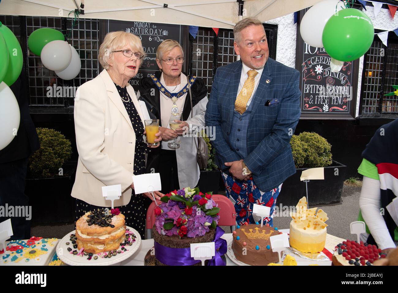 Cookham, Berkshire, UK. 5th June, 2022. Residents and their families ...