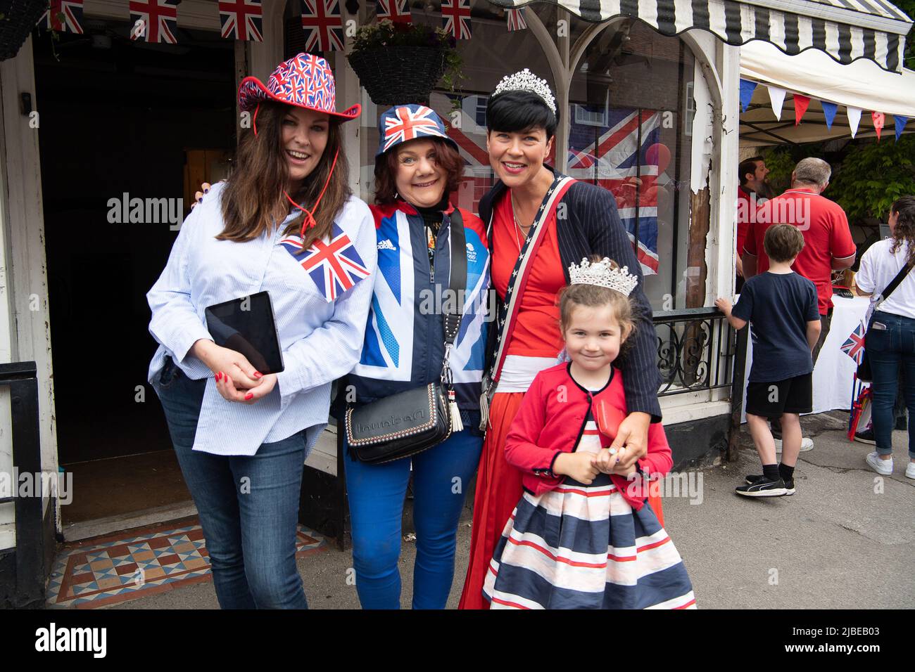 Cookham, Berkshire, UK. 5th June, 2022. Residents and their families ...