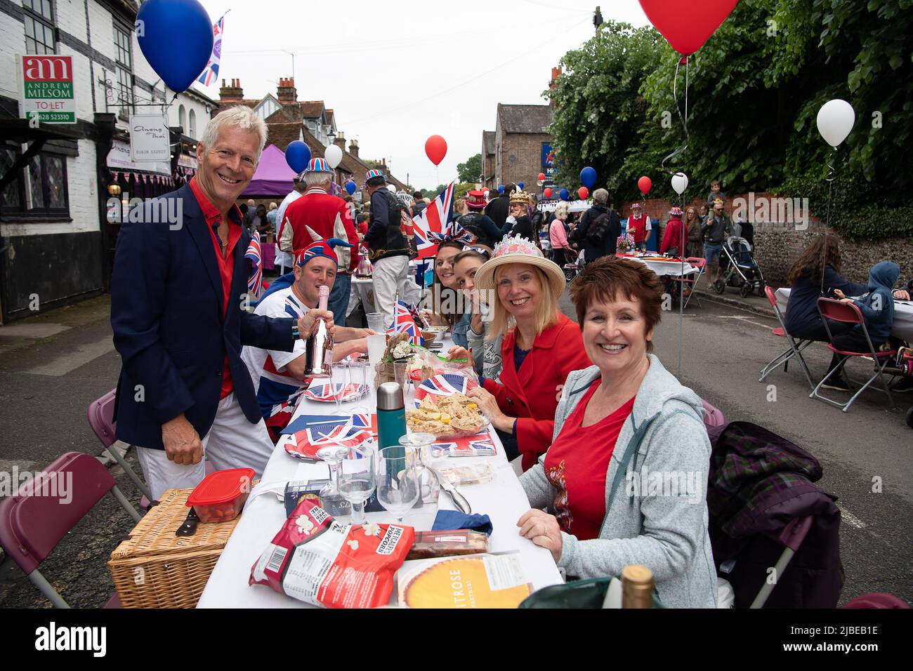 Cookham, Berkshire, UK. 5th June, 2022. Residents and their families ...