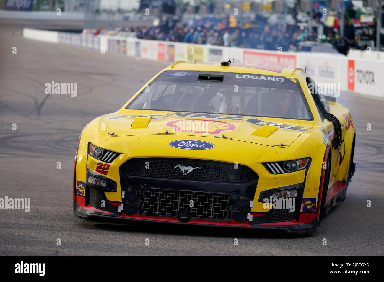 Madison, IL, USA. 5th June, 2022. Joey Logano wins the Enjoy Illinois ...