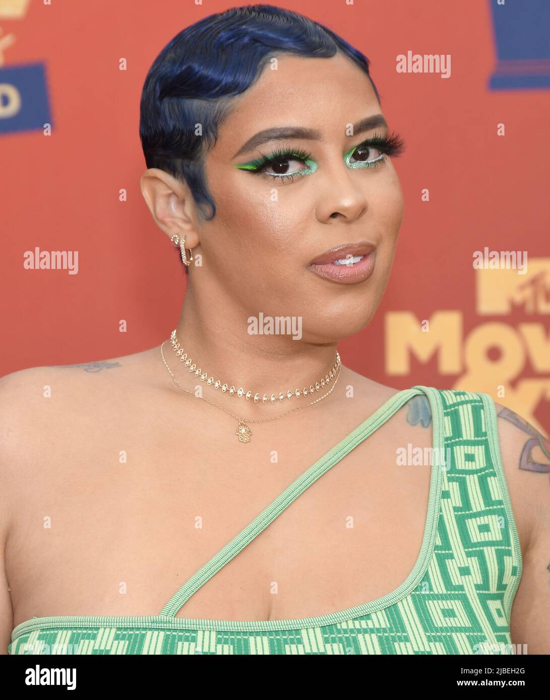 Mandii B arrives at the 2022 MTV Movie & TV Awards: UNSCRIPTED held at ...