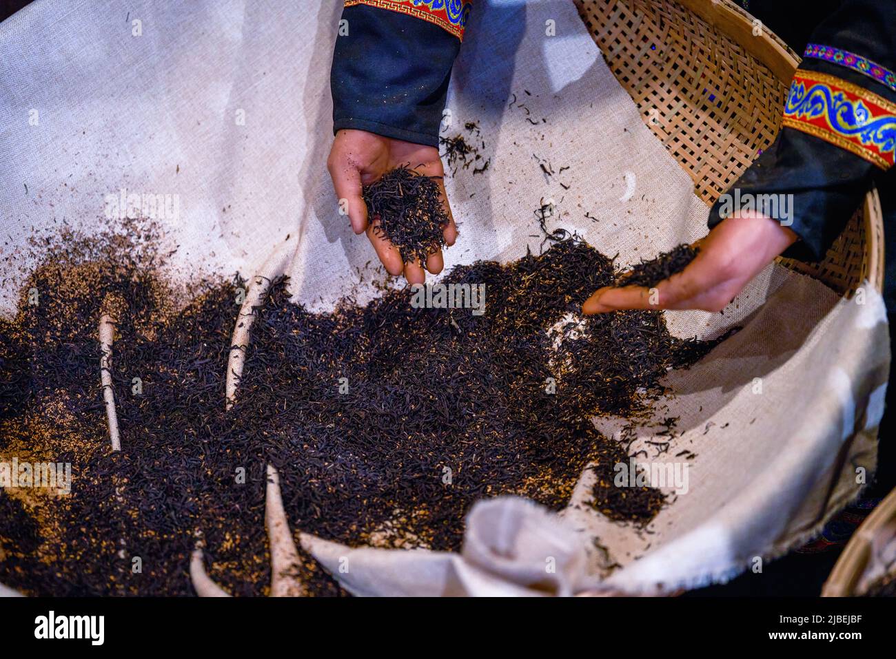 Fully automated assembly line production line equipment for food ...