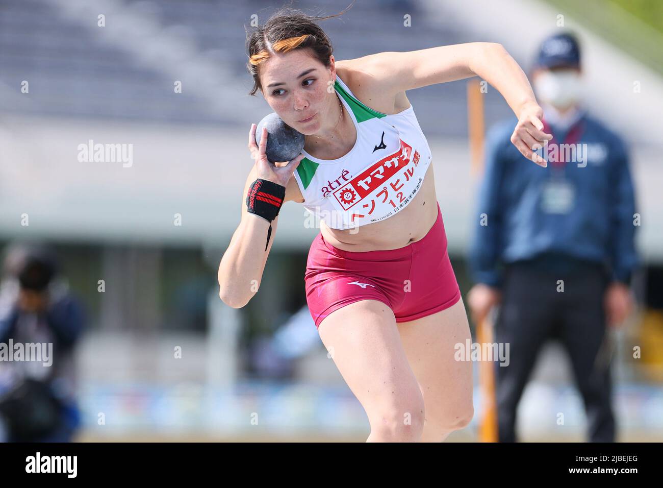 Akita Athletics Stadium, Akita, Japan. 4th June, 2022. Meg Hemphill ...