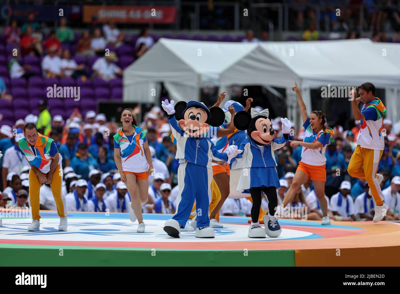 Orlando, Fl, US, June 5, 2022: MICKEY MOUSE and MINNIE MOUSE perform ...