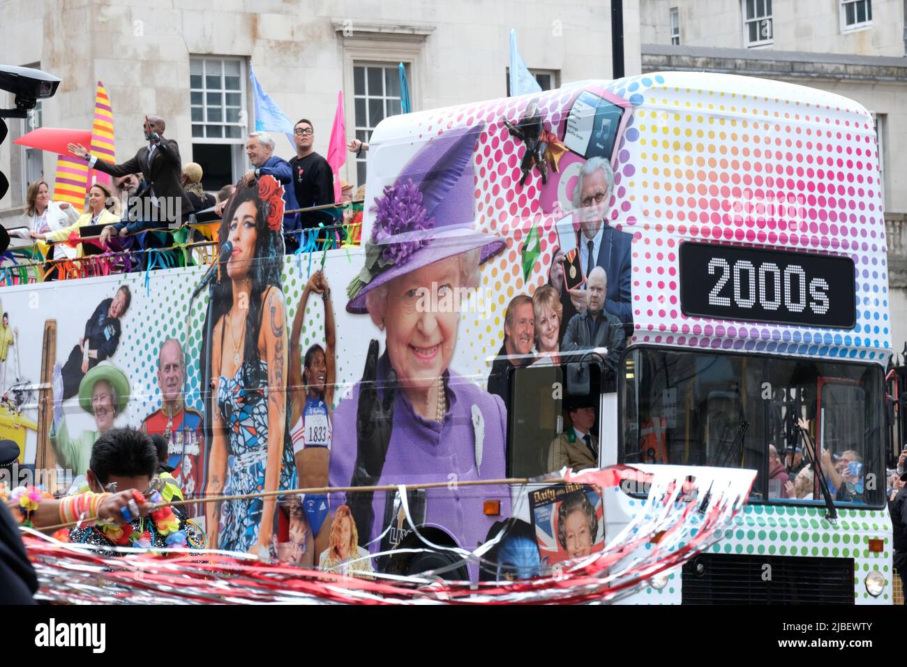 2000s bus hi-res stock photography and images - Alamy