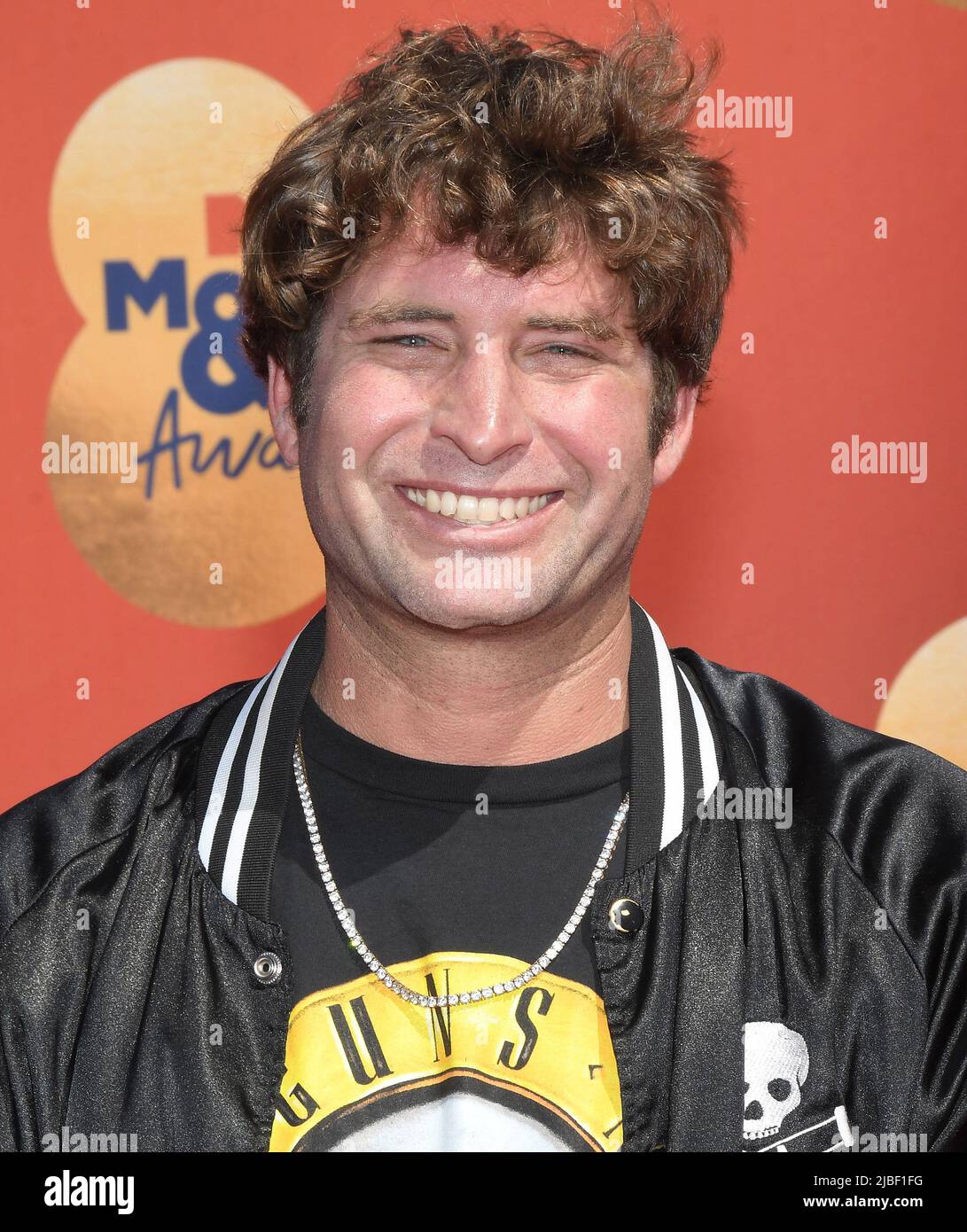 Santa Monica, CA , June 5, 2022. Sean McInerney arrives at the 2022 MTV ...