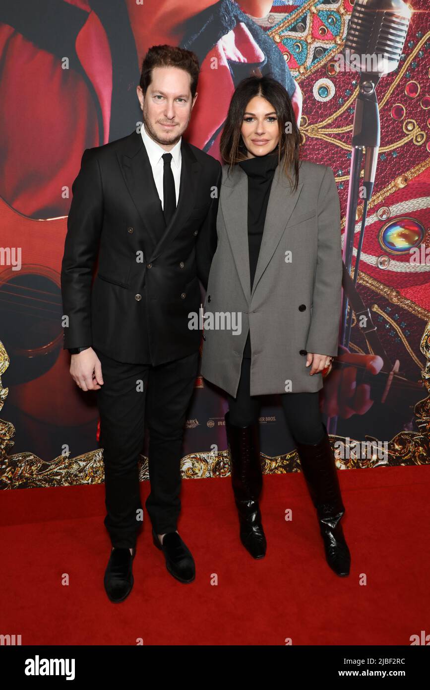 Camilla freeman topper hi-res stock photography and images - Alamy