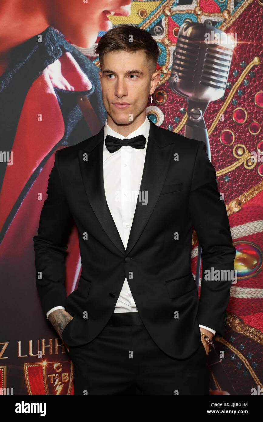 Sydney, Australia. 5th June 2022. Josh Carroll arrive(s) on the red ...