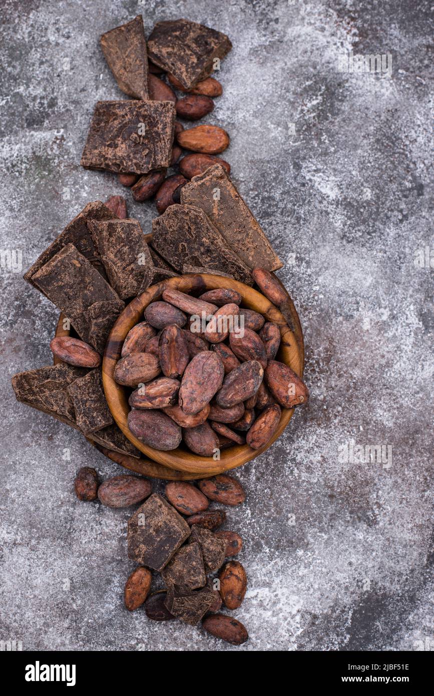 Natural cocoa powder, cocoa beans and chocolate Stock Photo - Alamy