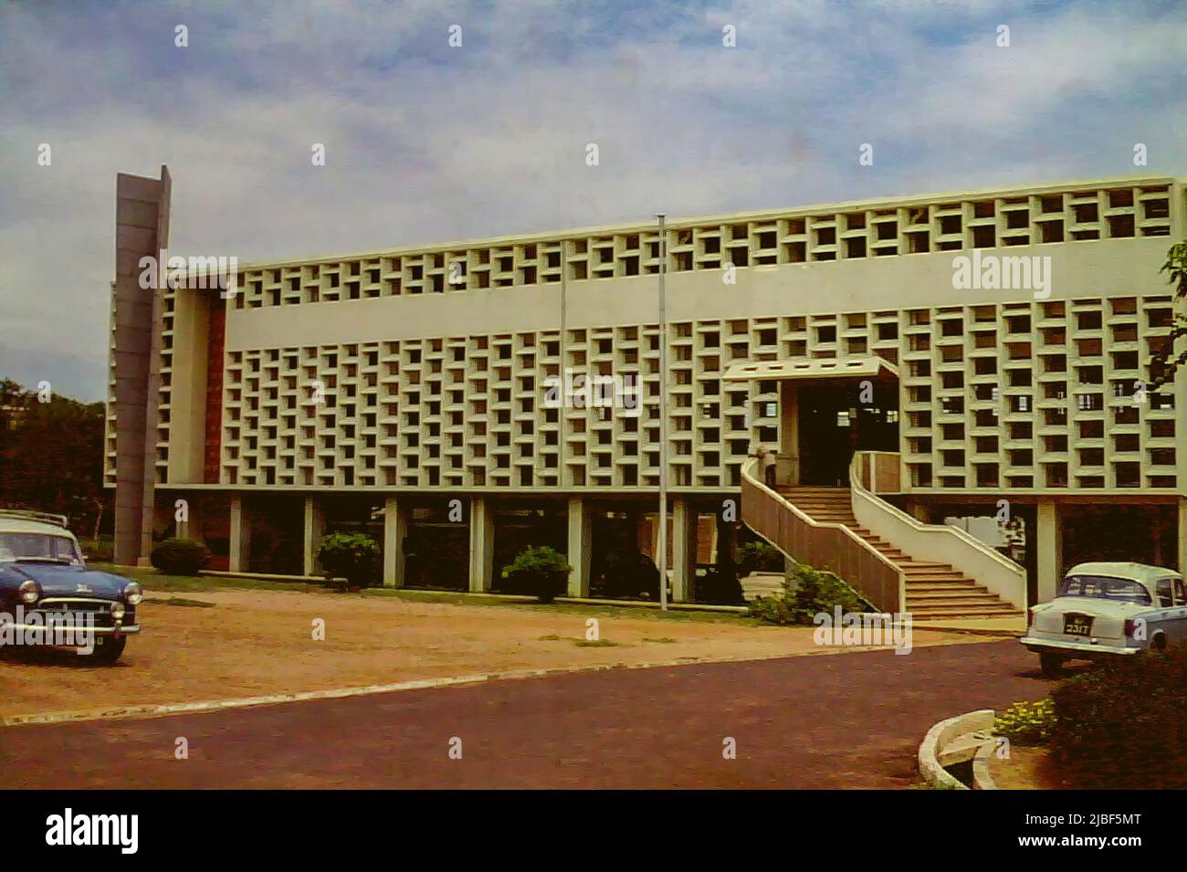 Accra central library hi-res stock photography and images - Alamy