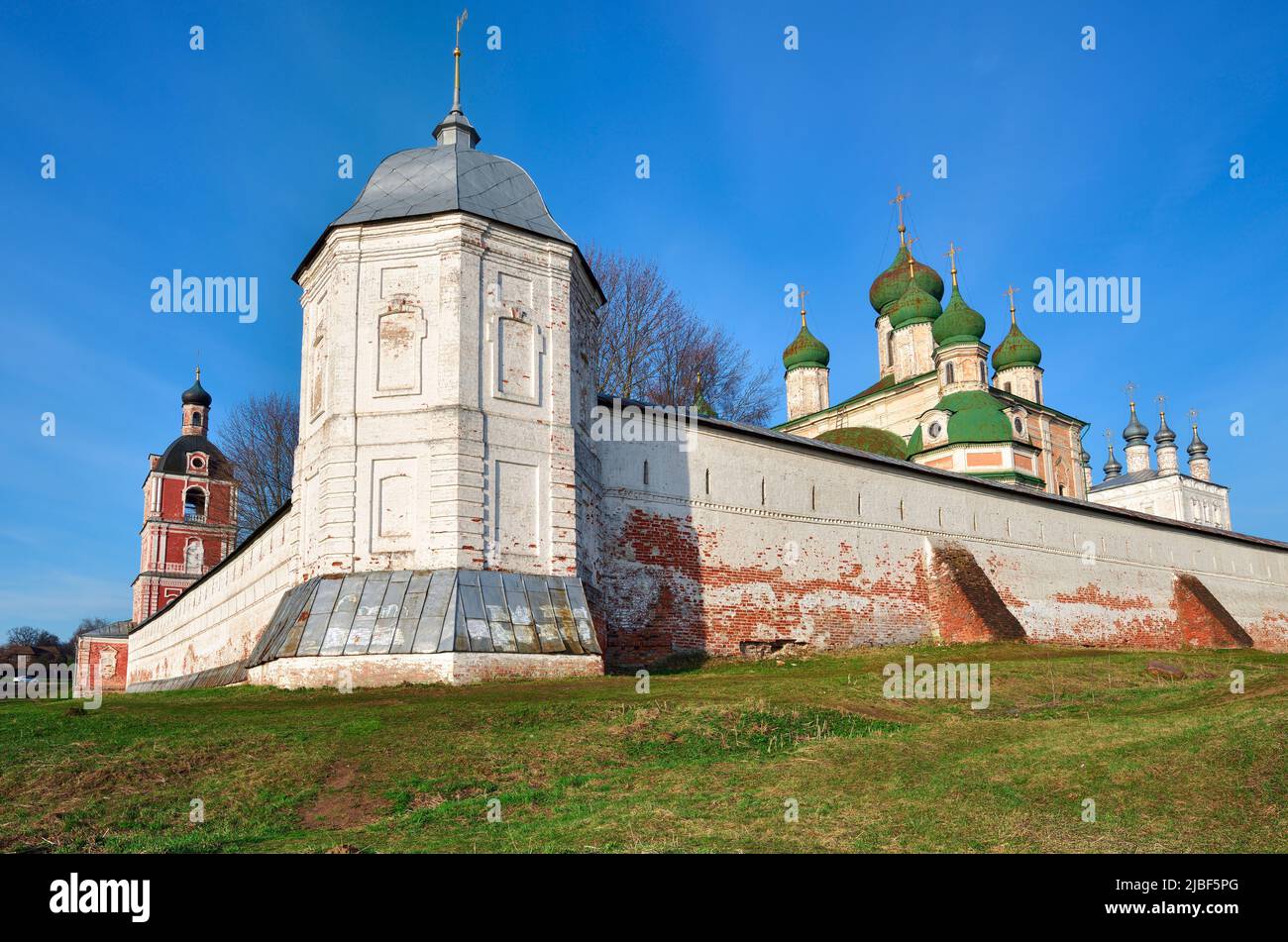 The walls of the Goritsky Assumption Monastery. Corner fortress tower ...