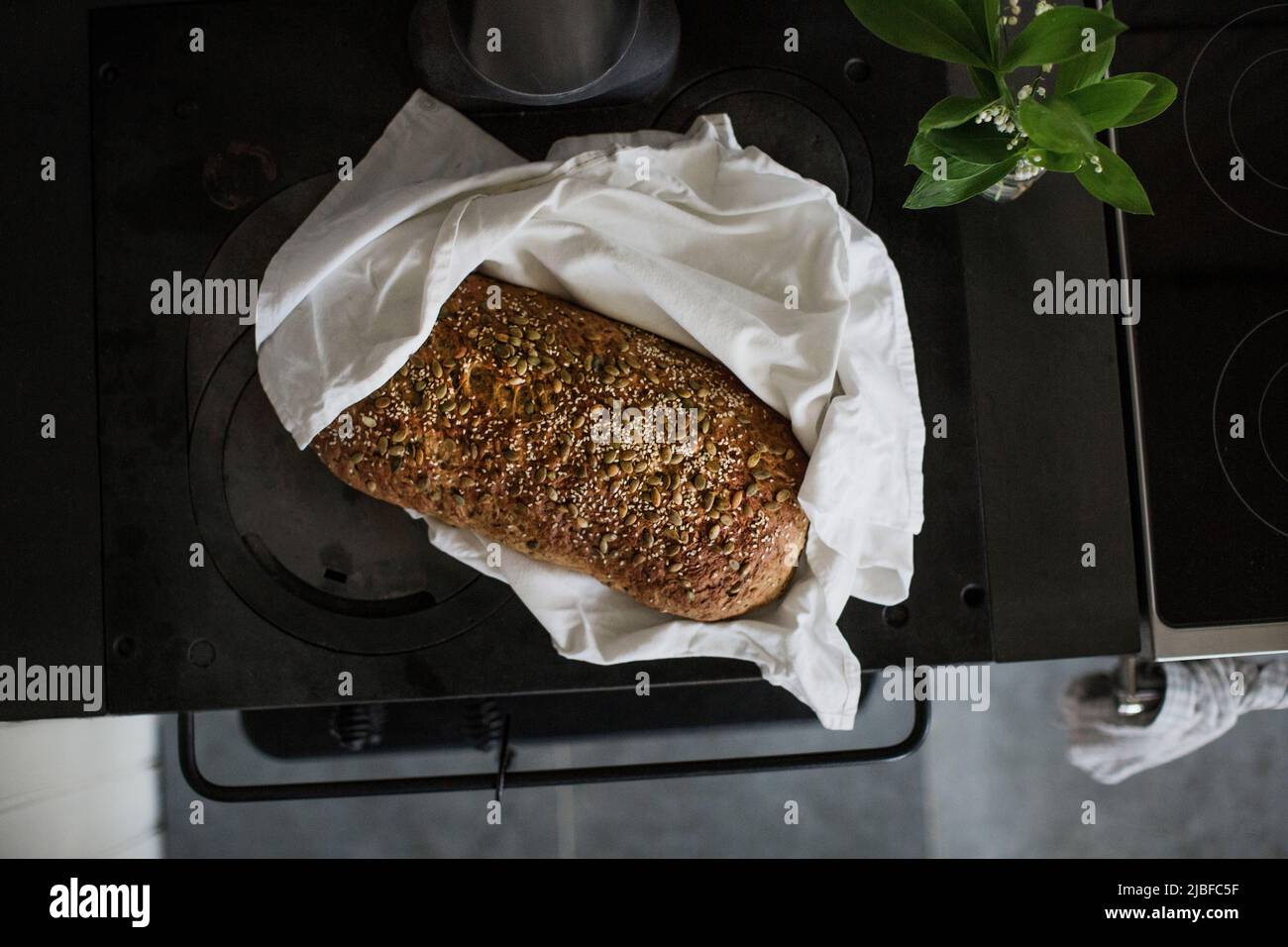 Bread stove hi-res stock photography and images - Alamy