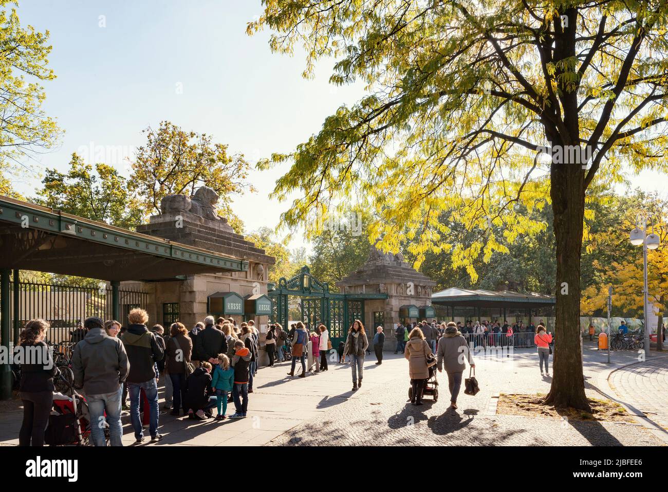 Berlin color image hi-res stock photography and images - Alamy