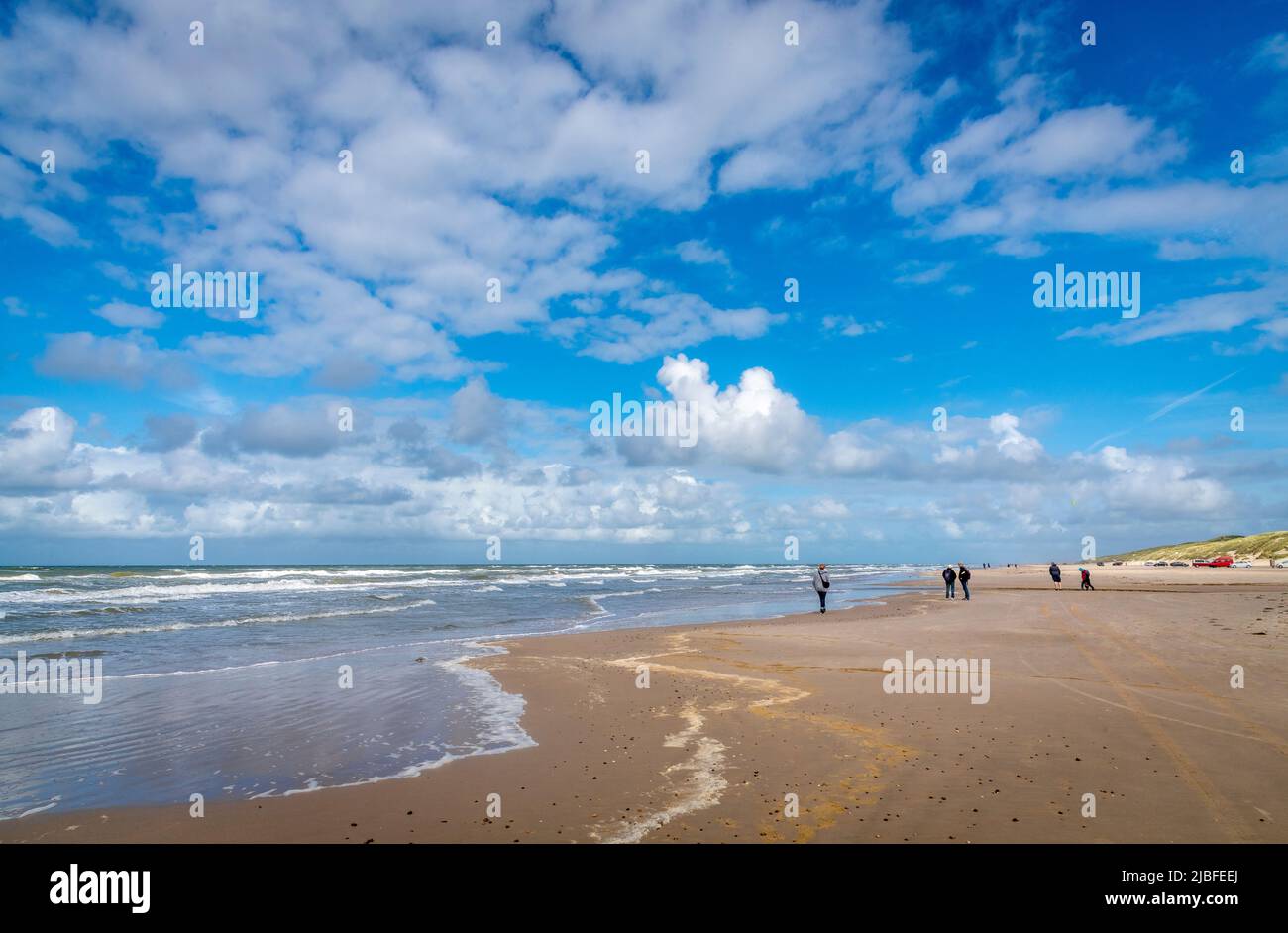 Medium clouds hi-res stock photography and images - Alamy