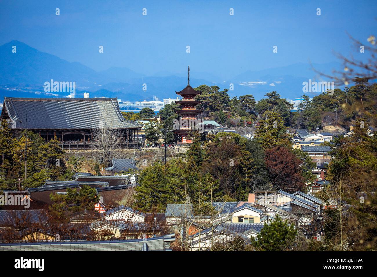 Itsukushima island hi-res stock photography and images - Alamy