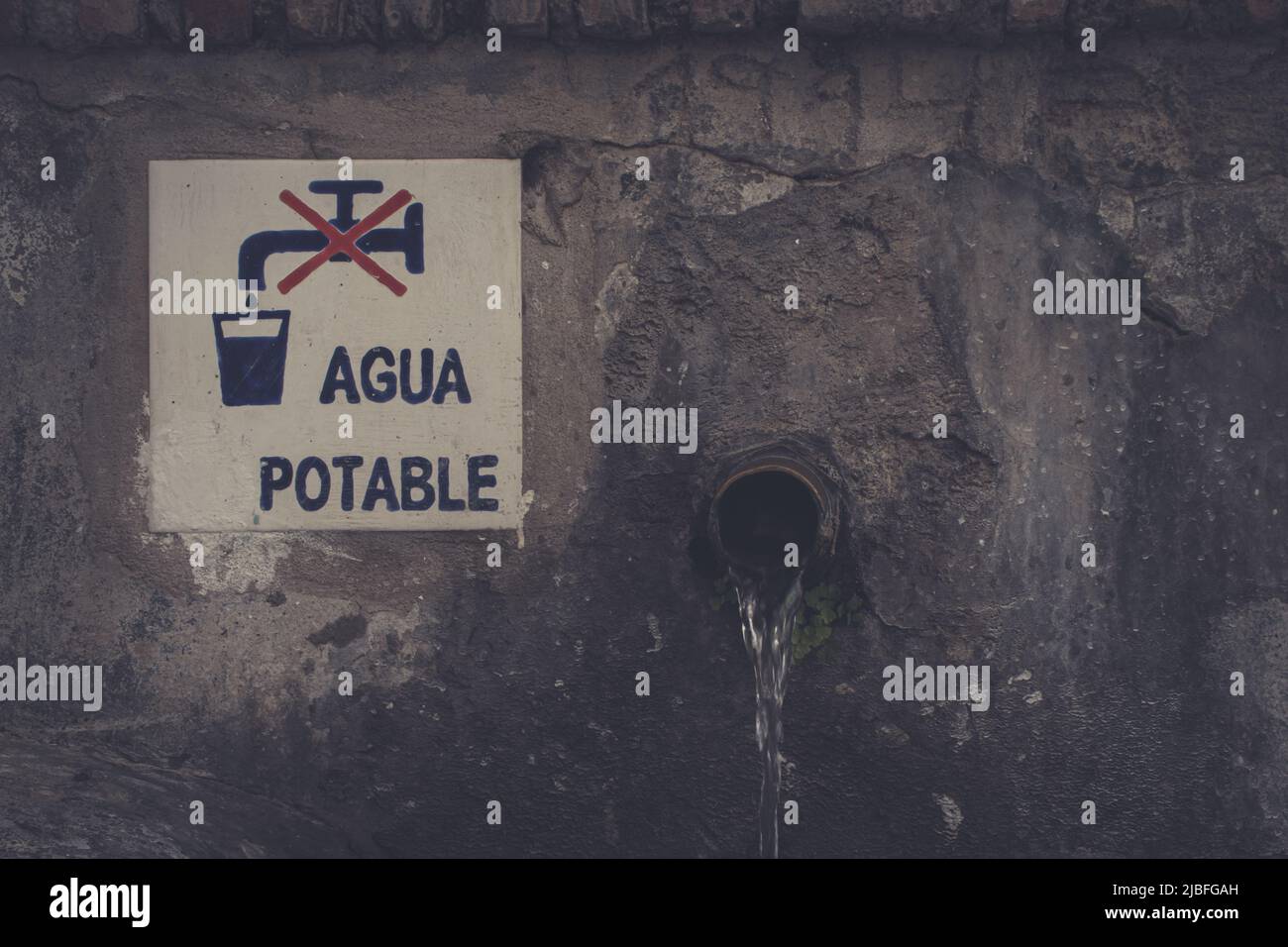 Notpotable hi-res stock photography and images - Alamy