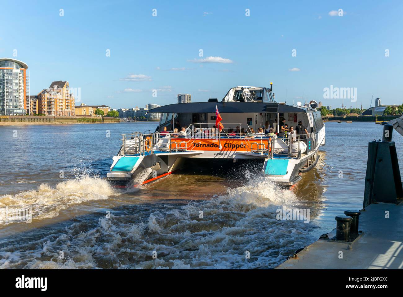 Uber boat by Thames Clippers, River Thames water bus transport service ...