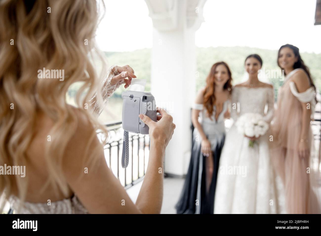 Pretty bridesmaids hi-res stock photography and images - Alamy